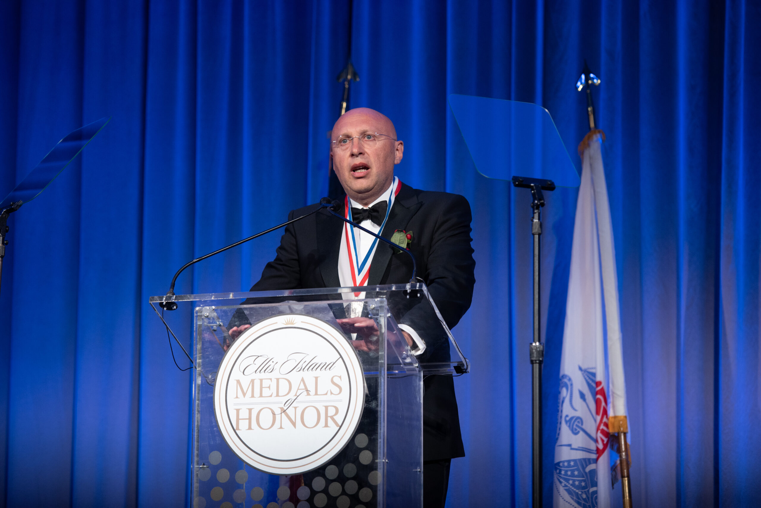 Stefan Hell revolutioniert die Optik – mit einem Nobelpreis - Wirtschaftsmacher